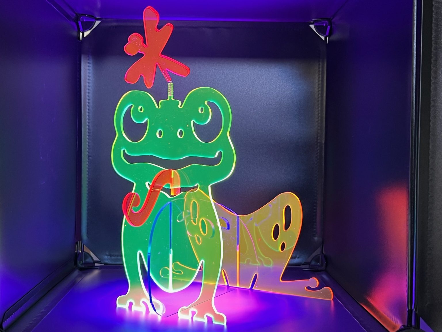 Plexi-Pets | Everything But The Mime